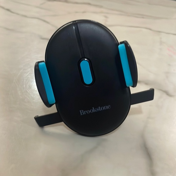 Brookstone | Cell Phones & Accessories | Brookstone Universal Gooseneck ...